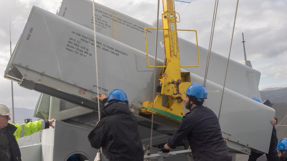 Mens NSM sendes ut av landet i stort omfang, trenger også Sjøforsvaret flere missiler - Tu.no
